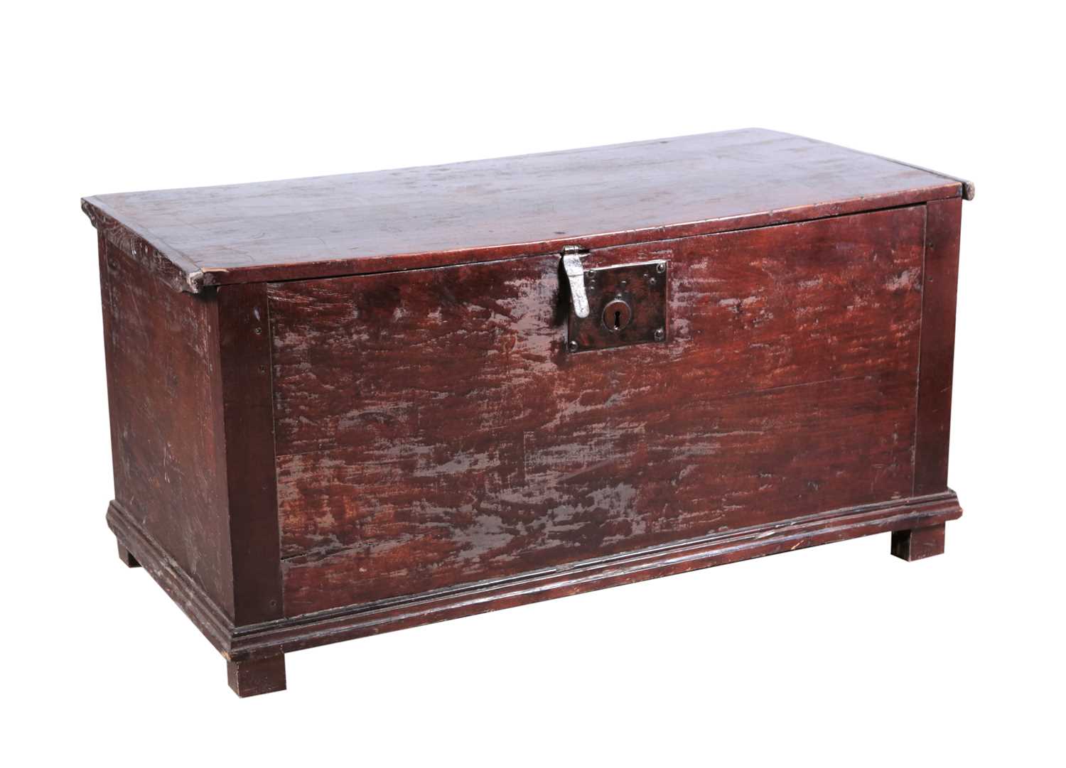 Lot 86 - Rechthoekige 19e -eeuwse eikenhouten ‘tuug’